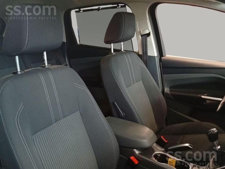 White Ford C-Max 2015 in Ogre, with an engine capacity of 1.20 L and mileage of 130 thousand km for 6350 €, photo 19 on AUTOMOTO.COM.LV