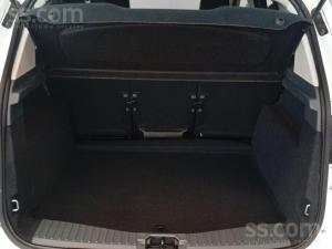 White Ford C-Max 2015 in Ogre, with an engine capacity of 1.20 L and mileage of 130 thousand km for 6350 €, photo 20 on AUTOMOTO.COM.LV