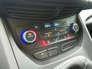 Balts Ford C-Max 2015 Kuldīga, ar dzinēja tilpumu 1.50 L un nobraukumu 189 tūkst. km par 7500 €, foto 12 vietnē AUTOMOTO.COM.LV