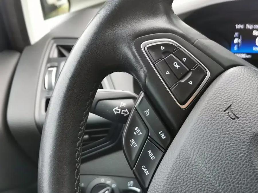 Balts Ford C-Max 2015 Kuldīga, ar dzinēja tilpumu 1.50 L un nobraukumu 189 tūkst. km par 7500 €, foto 15 vietnē AUTOMOTO.COM.LV