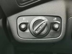 Balts Ford C-Max 2015 Kuldīga, ar dzinēja tilpumu 1.50 L un nobraukumu 189 tūkst. km par 7500 €, foto 16 vietnē AUTOMOTO.COM.LV