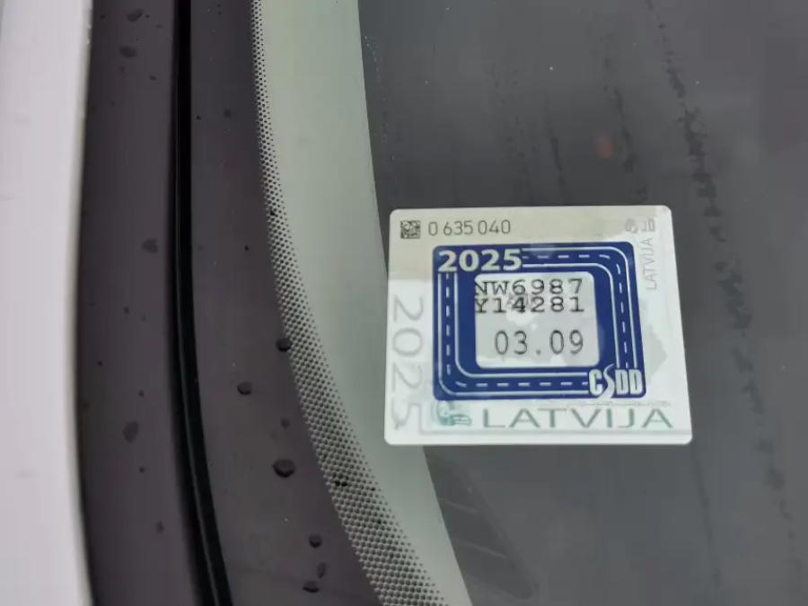 Balts Ford C-Max 2015 Kuldīga, ar dzinēja tilpumu 1.50 L un nobraukumu 189 tūkst. km par 7500 €, foto 21 vietnē AUTOMOTO.COM.LV