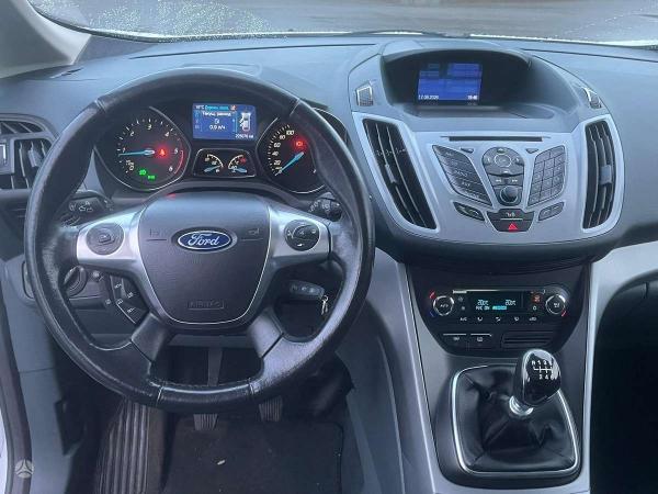 White Ford C-Max 2015 in Radviliskis, with an engine capacity of 2.00 L and mileage of 225 thousand km for 4850 €, photo 8 on AUTOMOTO.COM.LV