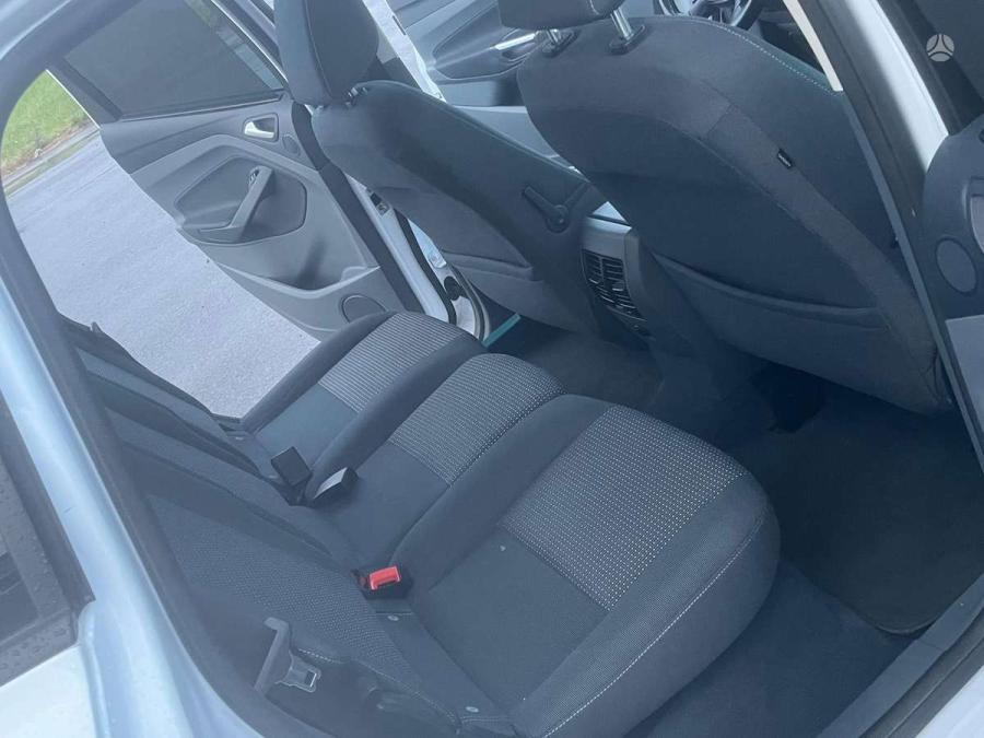 White Ford C-Max 2015 in Radviliskis, with an engine capacity of 2.00 L and mileage of 225 thousand km for 4850 €, photo 14 on AUTOMOTO.COM.LV
