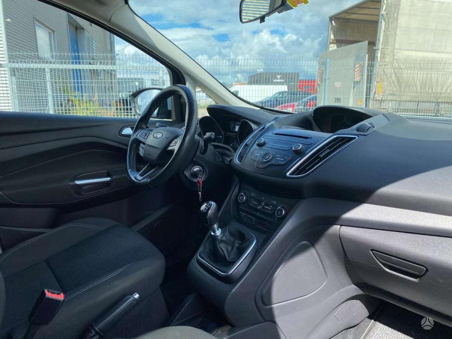 Balts Ford C-Max 2015 Šauļi, ar dzinēja tilpumu 1.56 L un nobraukumu 240 tūkst. km par 5200 €, foto 9 vietnē AUTOMOTO.COM.LV