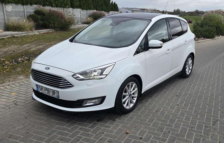 White Ford C-Max 2015 in Taurage, with an engine capacity of 1.00 L and mileage of 139 thousand km for 4500 €, photo 1 on AUTOMOTO.COM.LV