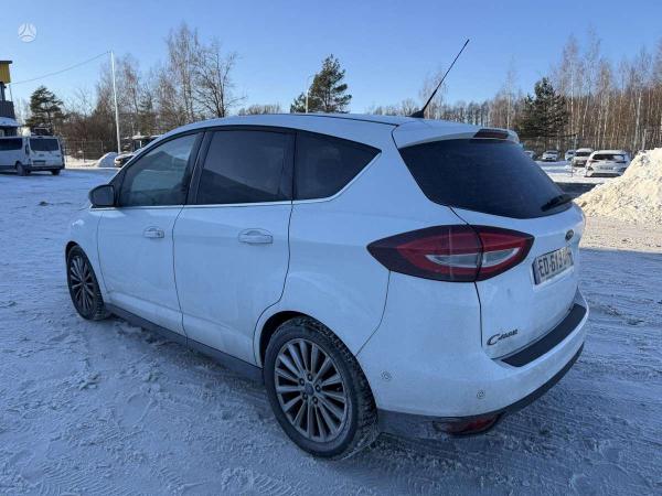 White Ford C-Max 2016 in Taurage, with an engine capacity of 1.50 L and mileage of 160 thousand km for 6500 €, photo 5 on AUTOMOTO.COM.LV