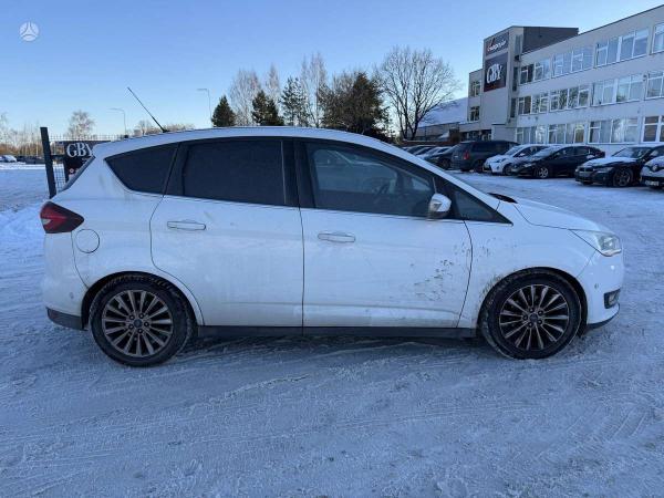 White Ford C-Max 2016 in Taurage, with an engine capacity of 1.50 L and mileage of 160 thousand km for 6500 €, photo 8 on AUTOMOTO.COM.LV