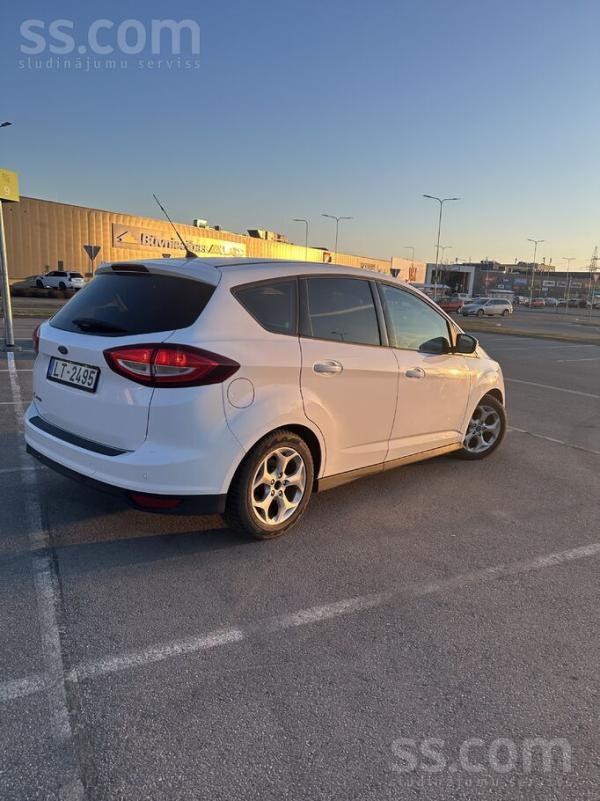 White Ford C-Max 2016 in Riga, with an engine capacity of 1.50 L and mileage of 199 thousand km for 4750 €, photo 3 on AUTOMOTO.COM.LV