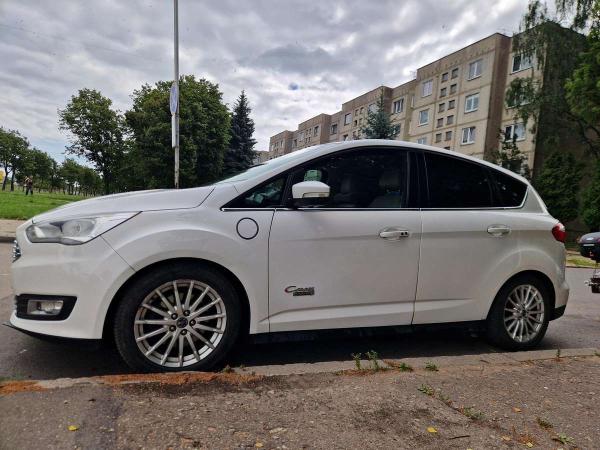 Balts Ford C-Max 2016 Kauņa, ar dzinēja tilpumu 2.00 L un nobraukumu 200 tūkst. km par 4000 €, foto 1 vietnē AUTOMOTO.COM.LV