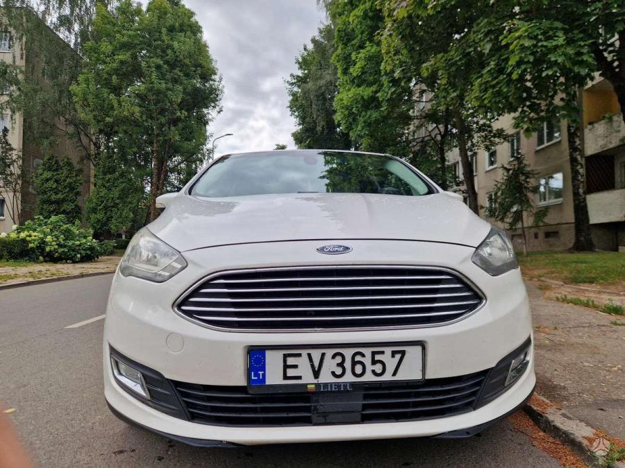White Ford C-Max 2016 in Kaunas, with an engine capacity of 2.00 L and mileage of 200 thousand km for 4000 €, photo 4 on AUTOMOTO.COM.LV