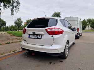 White Ford C-Max 2016 in Kaunas, with an engine capacity of 2.00 L and mileage of 200 thousand km for 4000 €, photo 5 on AUTOMOTO.COM.LV