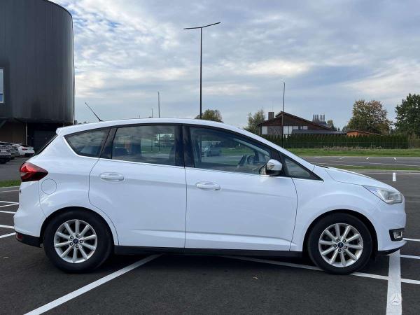 White Ford C-Max 2016 in Taurage, with an engine capacity of 1.50 L and mileage of 210 thousand km for 4550 €, photo 5 on AUTOMOTO.COM.LV