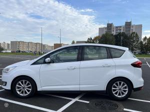 White Ford C-Max 2016 in Taurage, with an engine capacity of 1.50 L and mileage of 210 thousand km for 4550 €, photo 6 on AUTOMOTO.COM.LV