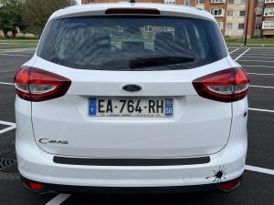 White Ford C-Max 2016 in Taurage, with an engine capacity of 1.50 L and mileage of 210 thousand km for 4550 €, photo 8 on AUTOMOTO.COM.LV