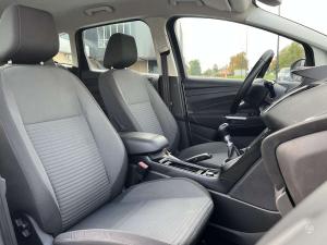 White Ford C-Max 2016 in Taurage, with an engine capacity of 1.50 L and mileage of 210 thousand km for 4550 €, photo 16 on AUTOMOTO.COM.LV