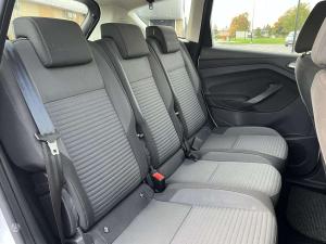 White Ford C-Max 2016 in Taurage, with an engine capacity of 1.50 L and mileage of 210 thousand km for 4550 €, photo 18 on AUTOMOTO.COM.LV