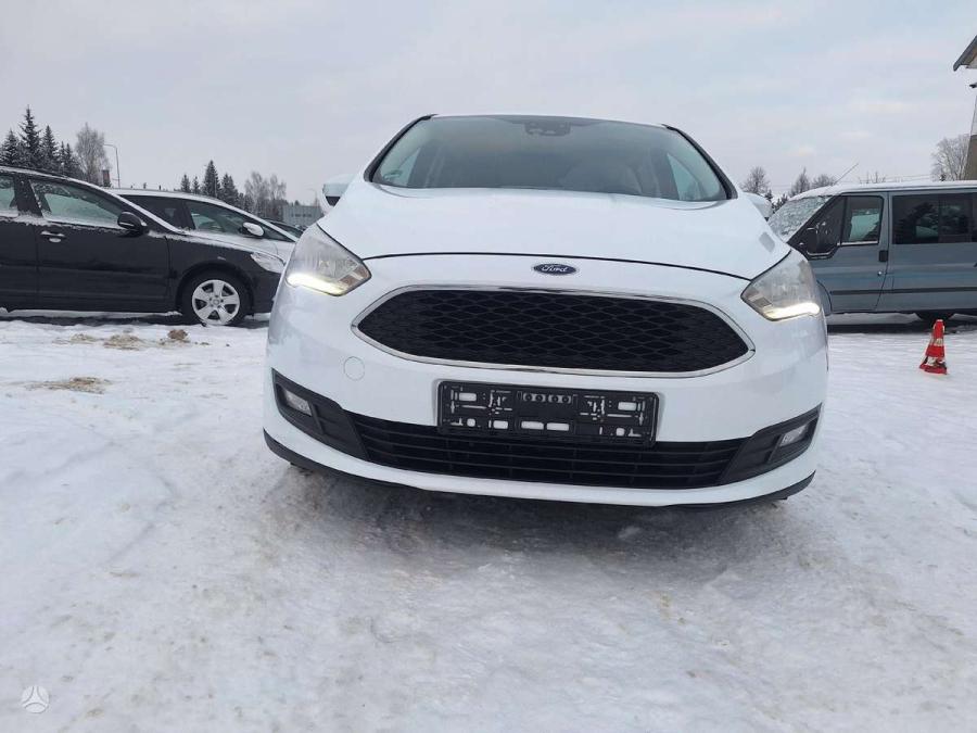 White Ford C-Max 2017 in Utena, with an engine capacity of 1.00 L and mileage of 238 thousand km for 4950 €, photo 3 on AUTOMOTO.COM.LV