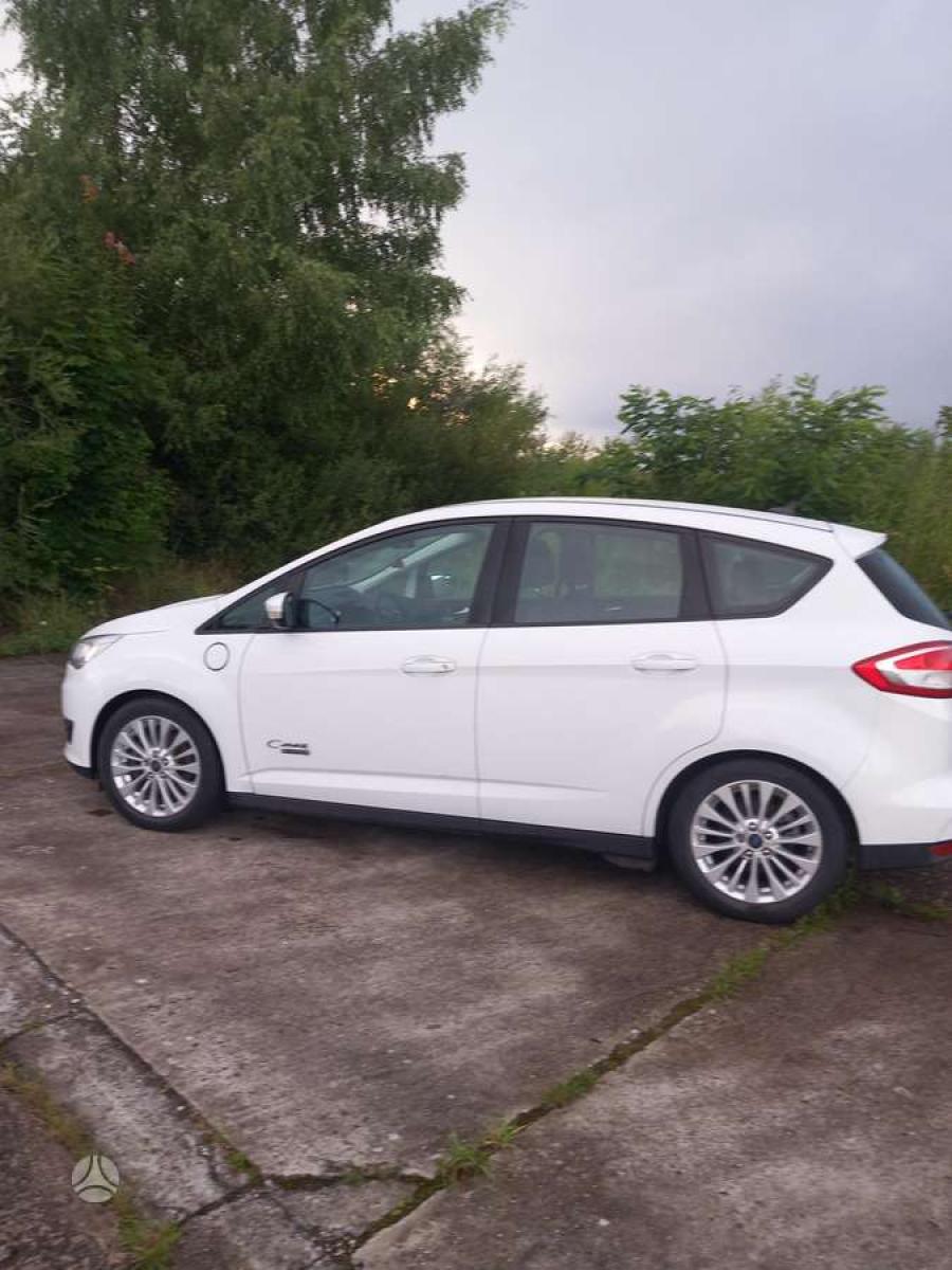 Balts Ford C-Max 2017 Kauņa, ar dzinēja tilpumu 2.00 L un nobraukumu 86 tūkst. km par 6450 €, foto 7 vietnē AUTOMOTO.COM.LV