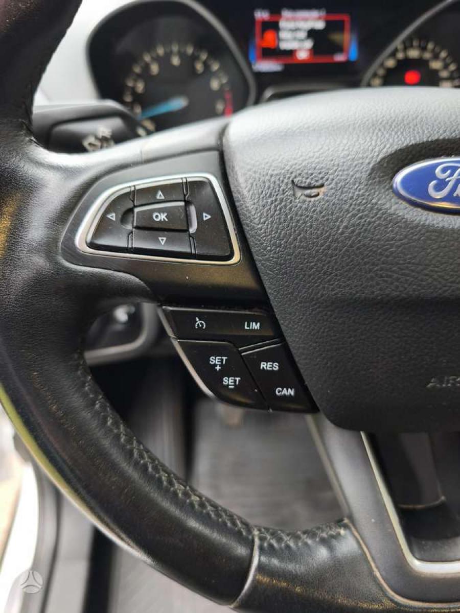 Balts Ford C-Max 2017 Kauņa, ar dzinēja tilpumu 1.00 L un nobraukumu 171 tūkst. km par 5950 €, foto 14 vietnē AUTOMOTO.COM.LV