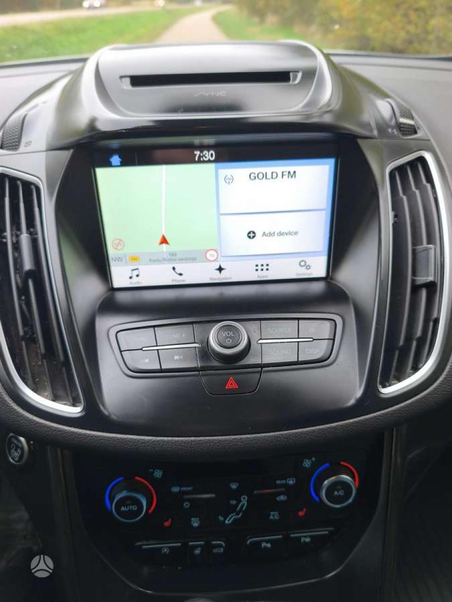 Balts Ford C-Max 2017 Kauņa, ar dzinēja tilpumu 1.00 L un nobraukumu 171 tūkst. km par 5950 €, foto 23 vietnē AUTOMOTO.COM.LV