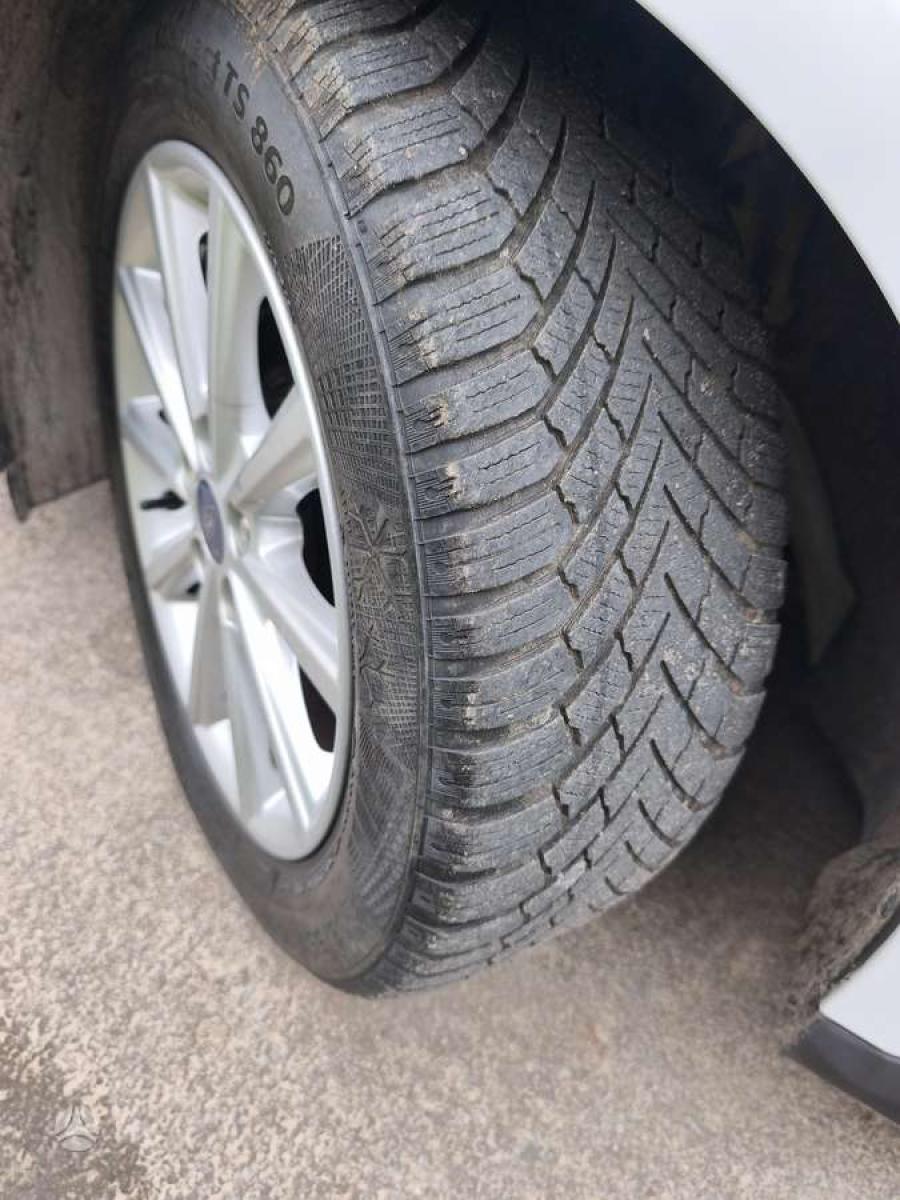 Balts Ford C-Max 2017 Kauņa, ar dzinēja tilpumu 1.00 L un nobraukumu 171 tūkst. km par 5950 €, foto 32 vietnē AUTOMOTO.COM.LV