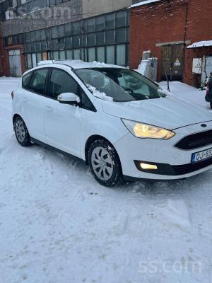 Balts Ford C-Max 2018 Rīga, ar dzinēja tilpumu 1.50 L un nobraukumu 142 tūkst. km par 6200 €, foto 4 vietnē AUTOMOTO.COM.LV