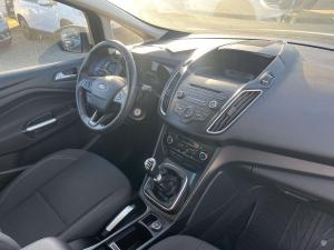 Balts Ford C-Max 2018 Tauragė, ar dzinēja tilpumu 1.00 L un nobraukumu 125 tūkst. km par 6000 €, foto 3 vietnē AUTOMOTO.COM.LV