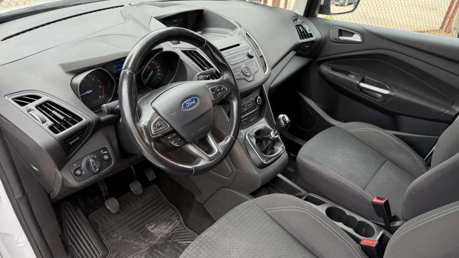 Balts Ford C-Max 2019 Ukmergė, ar dzinēja tilpumu 1.50 L un nobraukumu 230 tūkst. km par 4200 €, foto 16 vietnē AUTOMOTO.COM.LV