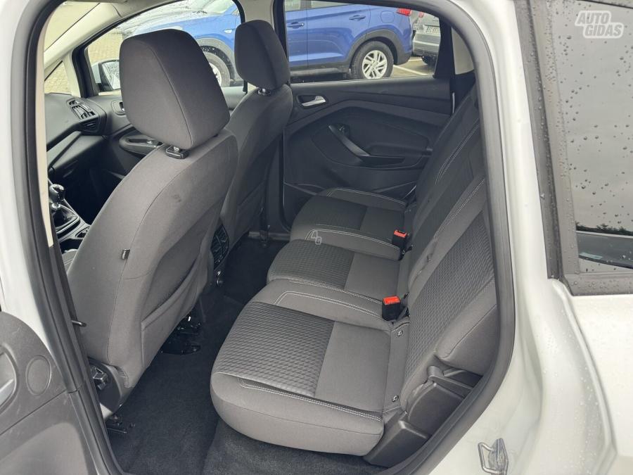 Balts Ford C-Max 2019 Tauragė, ar dzinēja tilpumu 1.50 L un nobraukumu 217 tūkst. km par 6600 €, foto 18 vietnē AUTOMOTO.COM.LV