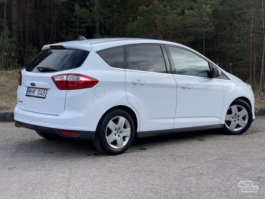 White Ford C-Max 2011 in Siauliai, with an engine capacity of 2.00 L and mileage of 268 thousand km for 3450 €, photo 7 on AUTOMOTO.COM.LV