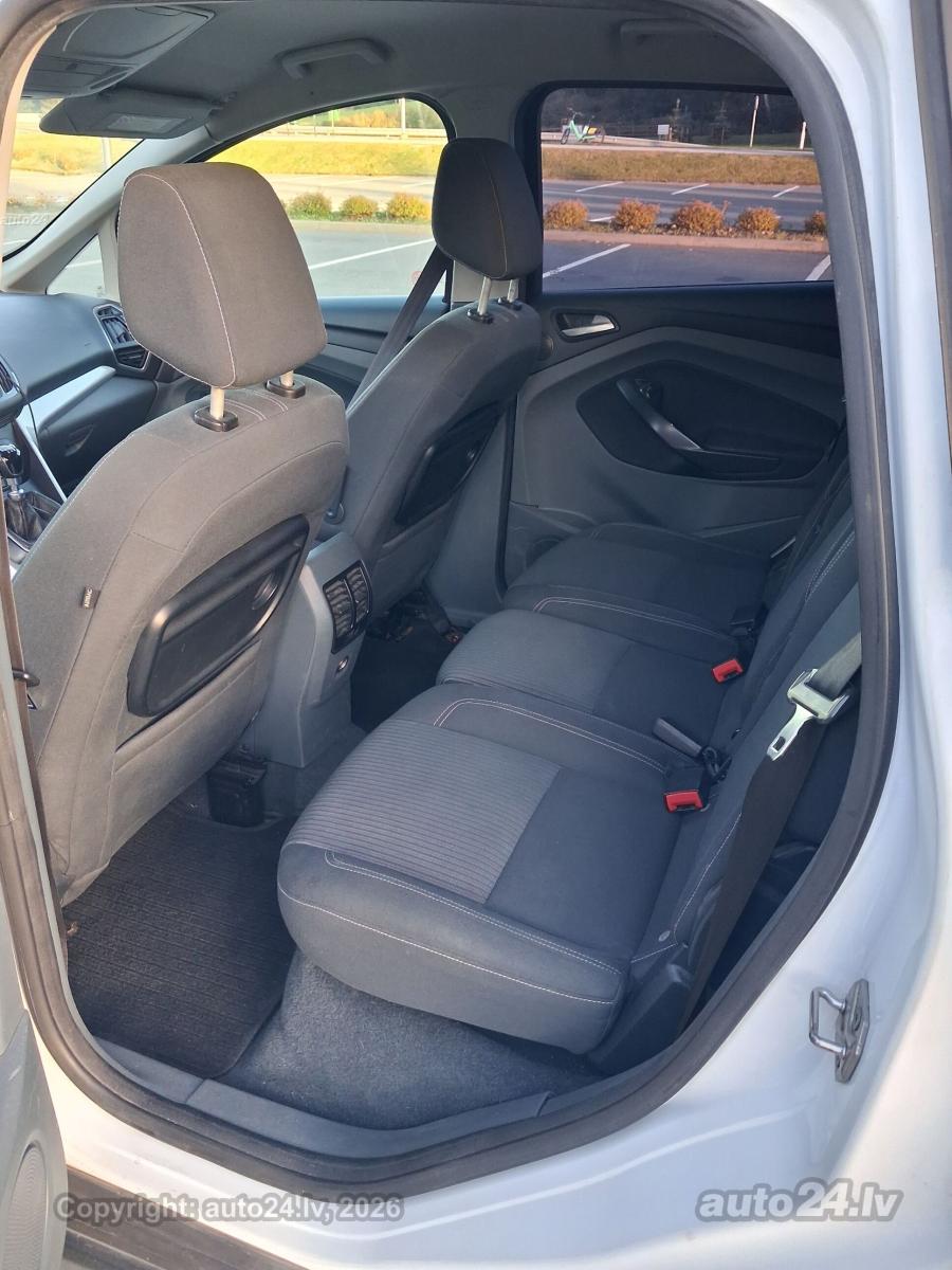 Balts Ford C-Max 2011 Tallina, ar dzinēja tilpumu 1.60 L un nobraukumu 492 tūkst. km par 3150 €, foto 9 vietnē AUTOMOTO.COM.LV