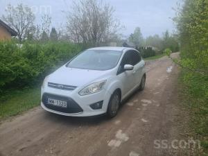 White Ford C-Max 2012 in Jurmala, with an engine capacity of 1.60 L and mileage of 386 thousand km for 3850 €, photo 3 on AUTOMOTO.COM.LV