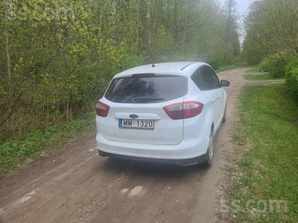 White Ford C-Max 2012 in Jurmala, with an engine capacity of 1.60 L and mileage of 386 thousand km for 3850 €, photo 4 on AUTOMOTO.COM.LV