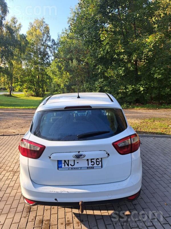 Balts Ford C-Max 2012 Rīga, ar dzinēja tilpumu 1.60 L un nobraukumu 509 tūkst. km par 1500 €, foto 3 vietnē AUTOMOTO.COM.LV