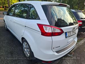 Balts Ford C-Max 2014 Tallina, ar dzinēja tilpumu 1.00 L un nobraukumu 157 tūkst. km par 2700 €, foto 3 vietnē AUTOMOTO.COM.LV