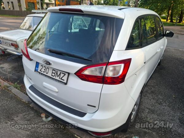 Balts Ford C-Max 2014 Tallina, ar dzinēja tilpumu 1.00 L un nobraukumu 157 tūkst. km par 2700 €, foto 4 vietnē AUTOMOTO.COM.LV