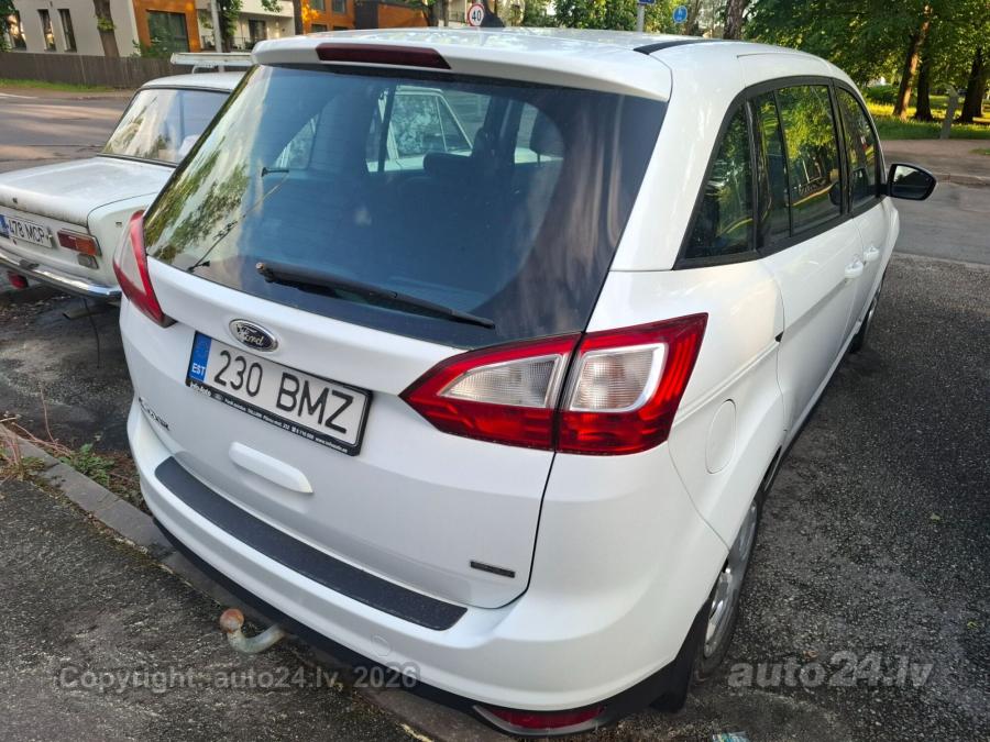 Balts Ford C-Max 2014 Tallina, ar dzinēja tilpumu 1.00 L un nobraukumu 157 tūkst. km par 2700 €, foto 5 vietnē AUTOMOTO.COM.LV