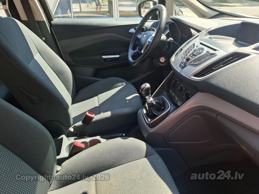 Balts Ford C-Max 2014 Tallina, ar dzinēja tilpumu 1.00 L un nobraukumu 157 tūkst. km par 2700 €, foto 6 vietnē AUTOMOTO.COM.LV