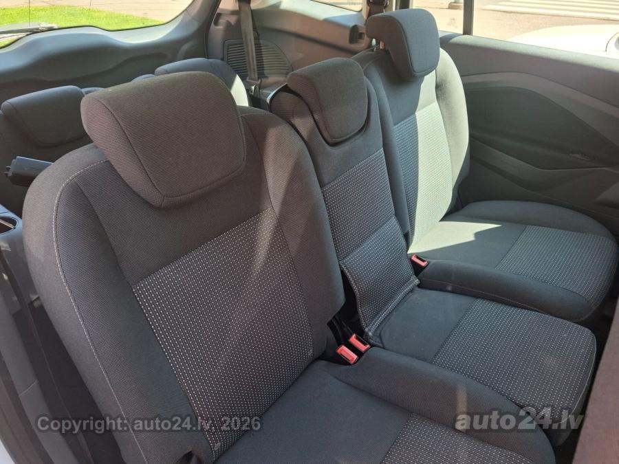 Balts Ford C-Max 2014 Tallina, ar dzinēja tilpumu 1.00 L un nobraukumu 157 tūkst. km par 2700 €, foto 7 vietnē AUTOMOTO.COM.LV