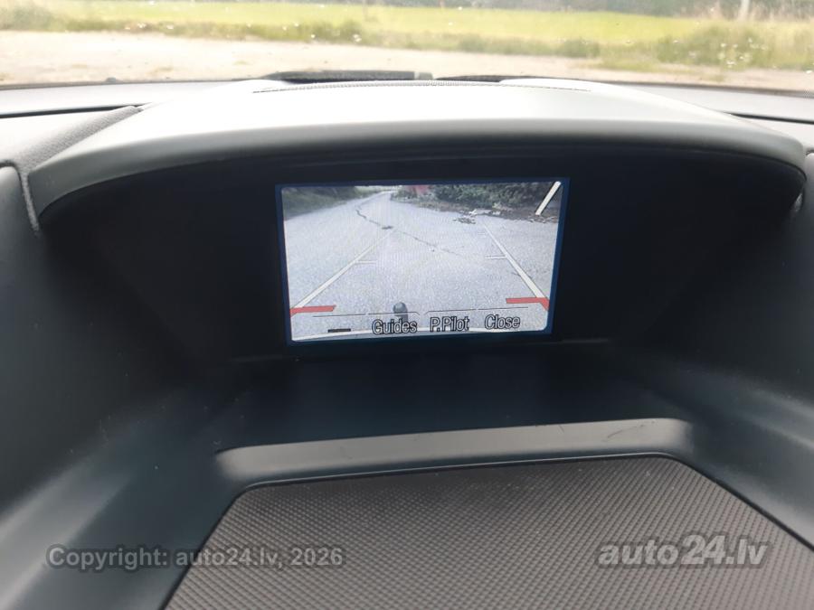 Balts Ford C-Max 2014 Viljandi, ar dzinēja tilpumu 1.60 L un nobraukumu 212 tūkst. km par 3999 €, foto 13 vietnē AUTOMOTO.COM.LV