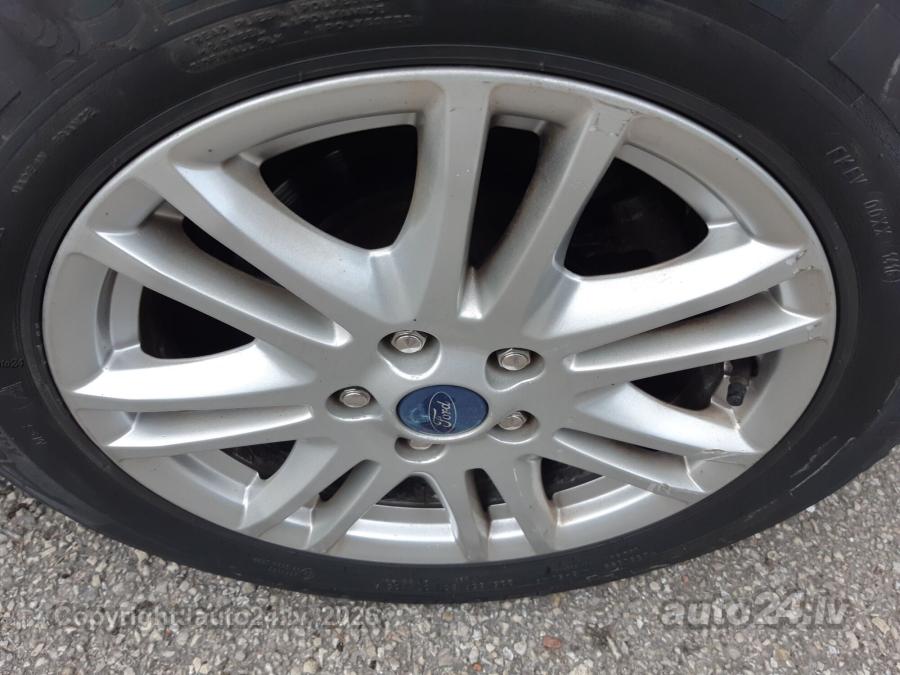 Balts Ford C-Max 2014 Viljandi, ar dzinēja tilpumu 1.60 L un nobraukumu 212 tūkst. km par 3999 €, foto 15 vietnē AUTOMOTO.COM.LV