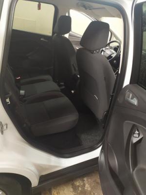 White Ford C-Max 2016 in Tallinn, with an engine capacity of 15.00 L and mileage of 244 thousand km for 6250 €, photo 5 on AUTOMOTO.COM.LV