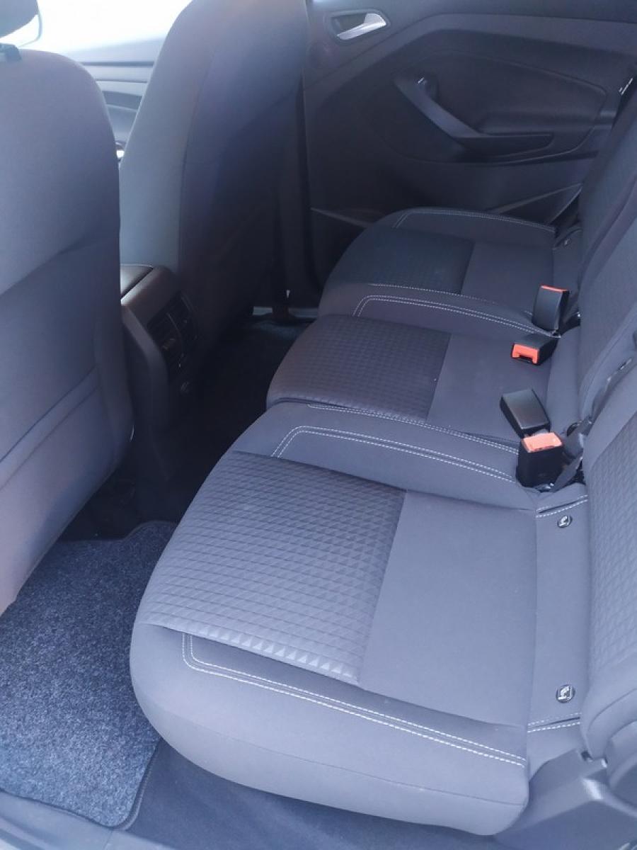 White Ford C-Max 2016 in Tallinn, with an engine capacity of 15.00 L and mileage of 244 thousand km for 6250 €, photo 25 on AUTOMOTO.COM.LV