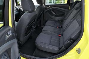 Yellow Ford C-Max 2011 in Kaunas, with an engine capacity of 2.00 L and mileage of 300 thousand km for 3200 €, photo 8 on AUTOMOTO.COM.LV