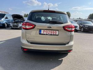 Yellow Ford C-Max 2016 in Siauliai, with an engine capacity of 1.00 L and mileage of 72 thousand km for 4650 €, photo 6 on AUTOMOTO.COM.LV