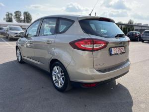Yellow Ford C-Max 2016 in Siauliai, with an engine capacity of 1.00 L and mileage of 72 thousand km for 4650 €, photo 7 on AUTOMOTO.COM.LV