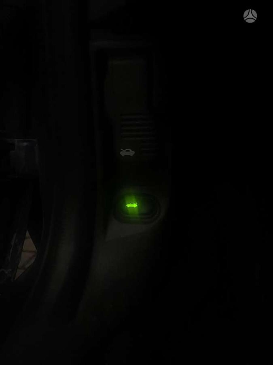 Blue Ford Cougar 2001 in Kaunas, with an engine capacity of 2.54 L and mileage of 230 thousand km for 1500 €, photo 18 on AUTOMOTO.COM.LV