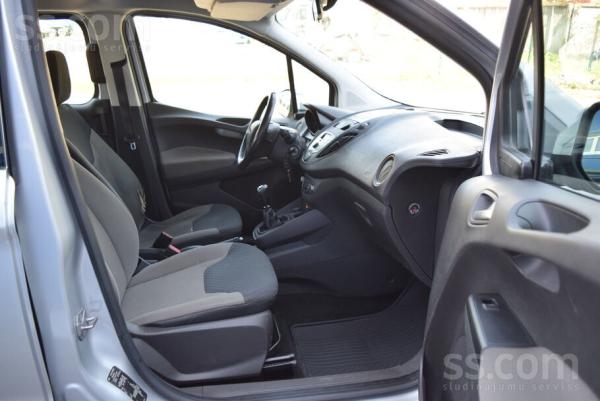 Grey Ford Courier 2019 in Riga, with an engine capacity of 1.50 L and mileage of 124 thousand km for 7000 €, photo 9 on AUTOMOTO.COM.LV