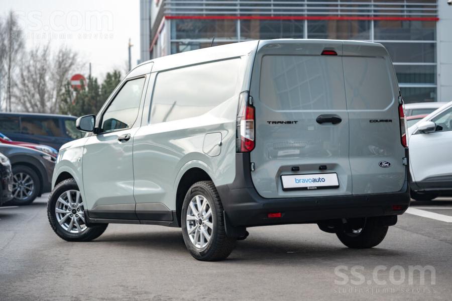 Grey Ford Courier 2025 in Riga, with an engine capacity of 1.00 L and mileage of 15 thousand km for 20990 €, photo 5 on AUTOMOTO.COM.LV